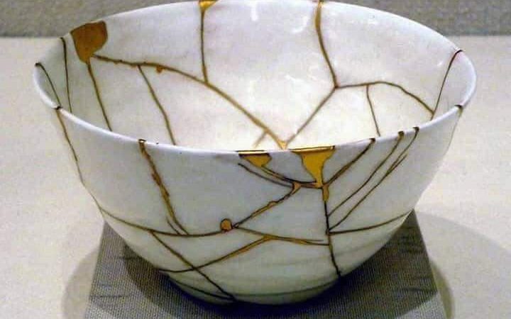 KINTSUGI - Artesanías Ecuatorianas